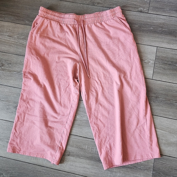 Terra & Sky | Pants & Jumpsuits | New Plus Size Knit Capris | Poshmark